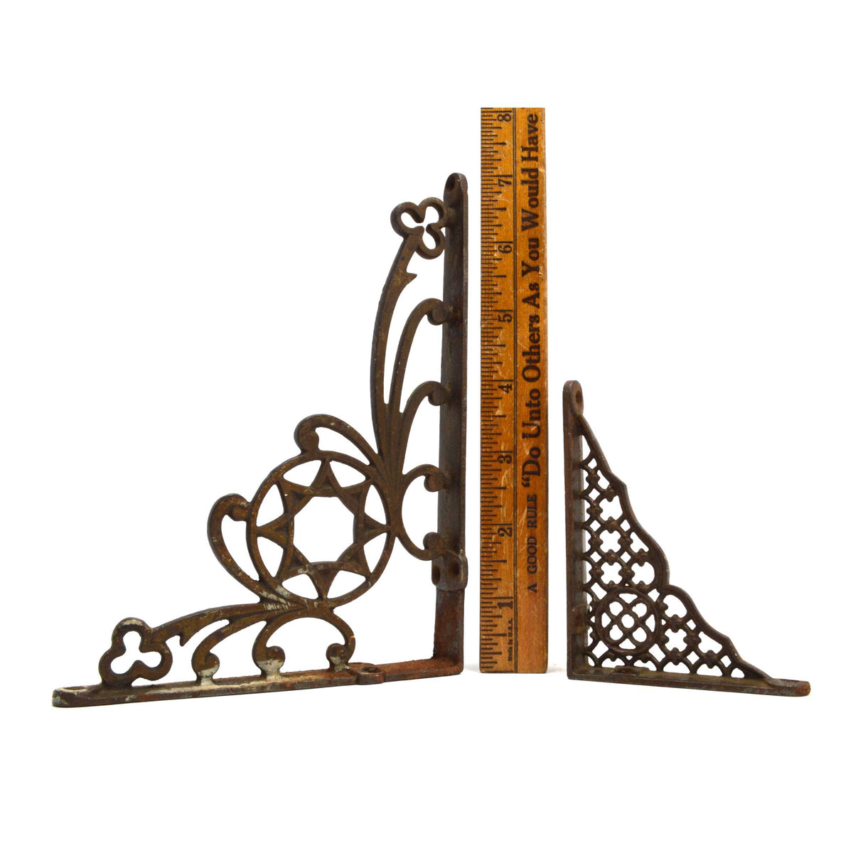 Antique CAST IRON CORNER/SHELF BRACKETS Lot of 2 Different 8-POINTED S ...