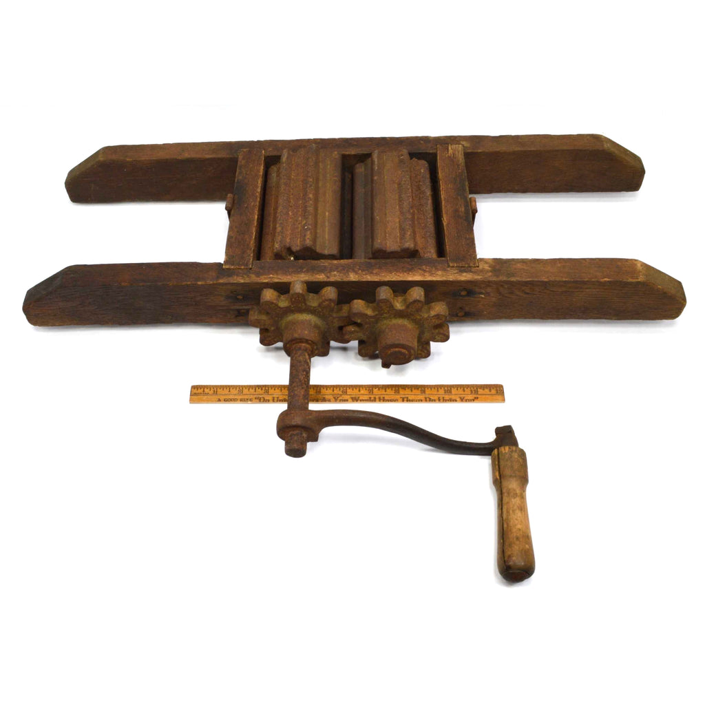 Antique FRUIT-WINE/GRAPE CRUSHER **No Hopper** HAND-CRANK GRINDER Whee ...